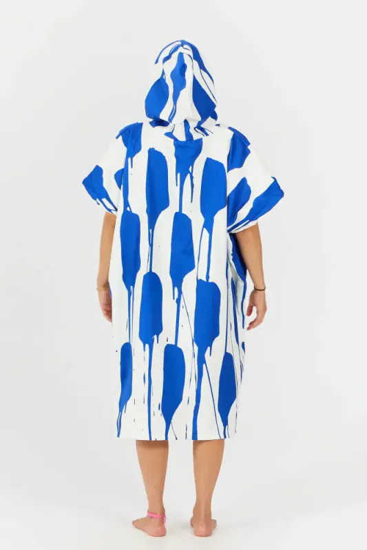 After Essentials Artist Series Mambo – Dristig blå street art poncho ...